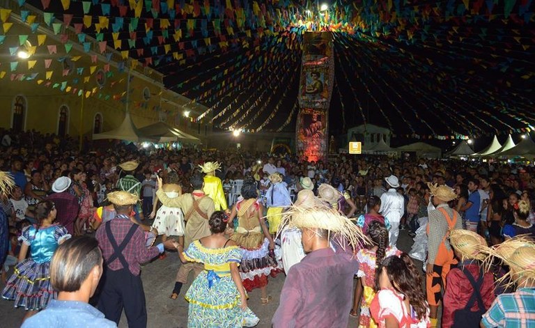 JUNHO É MÊS DE FESTAS JUNINAS — Câmara Municipal